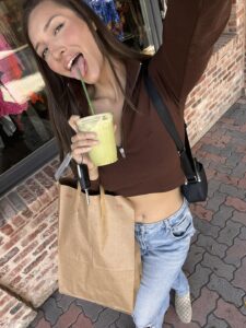 Bella Rolland Age, Height, Weight, Career, Net Worth, and Family